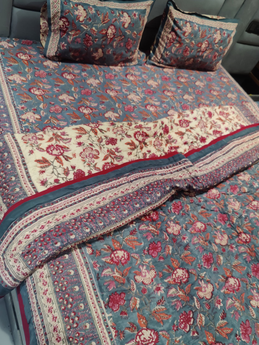 FESTIVE HAND BLOCK PRINTED BEDDING SET